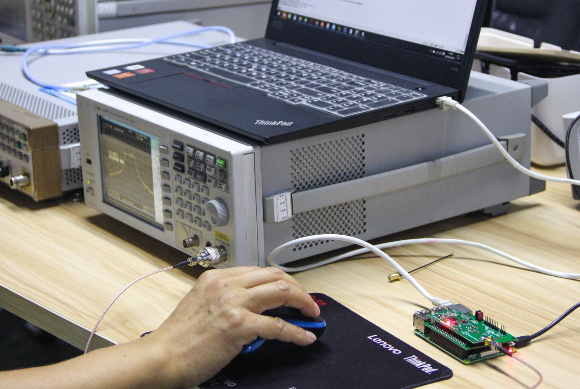 Semtech Uses New-Generation SX1302 as IC for its Newest Indoor ...